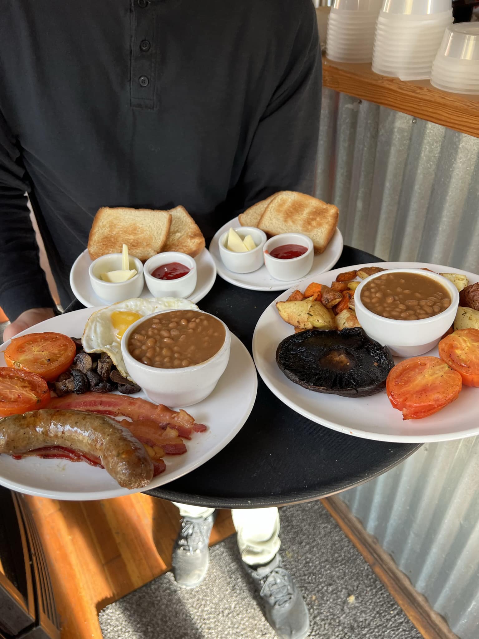 Starting the day with a classic English breakfast 🍳🥓🍞! - Port Townsend ...
